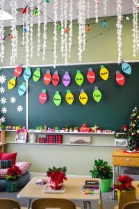 21 Festive Classroom Christmas Decor Ideas For A Joyful Season - Lovely ...